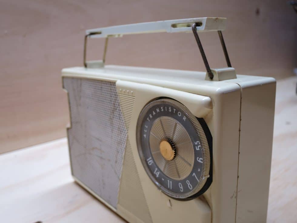 Henry's Radio Repair - All Radio Repairing Services