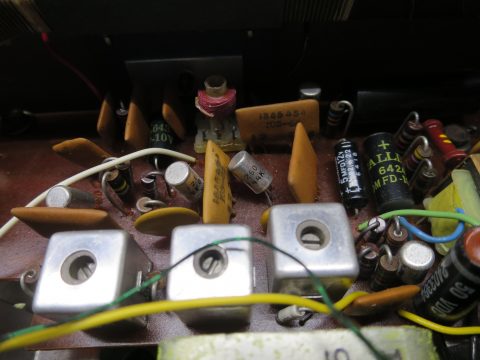 How to fix my broken transistor radio? - Henry's Radio Repair